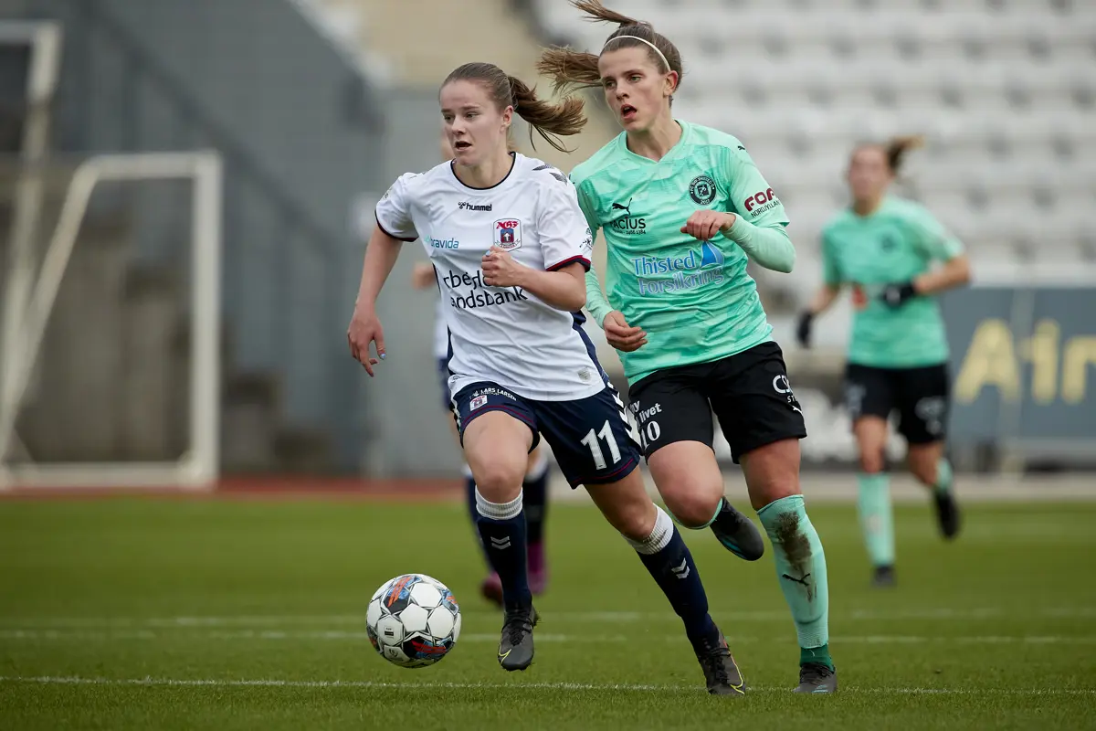 AGF KVINDEFODBOLD: VIGTIGE POINT PÅ SPIL I THY AGF KVINDEFODBOLD: VIGTIGE POINT PÅ SPIL I THY
