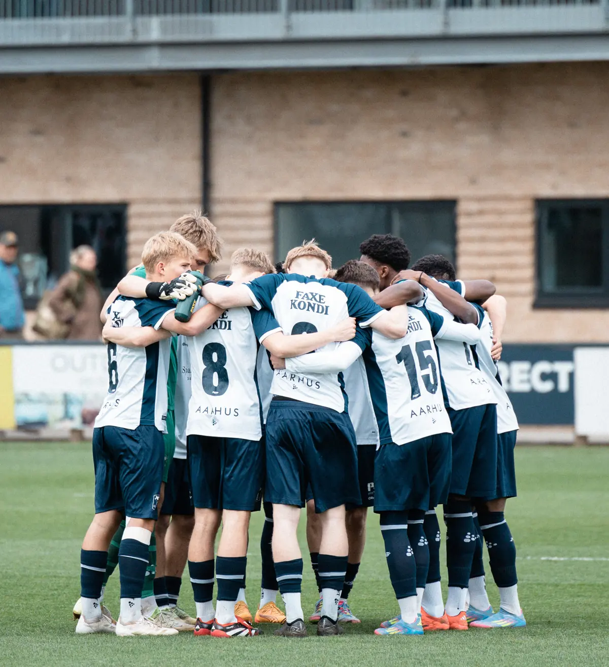 YOUNG GUNS: U15 HOLDER FAST I TOPPEN