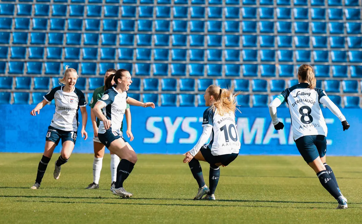 AGF KVINDEFODBOLD I FREDAGSKAMP: NY SEJR OVER FCN?