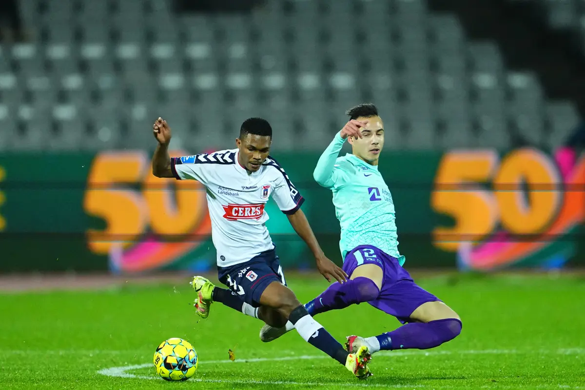 TAGER VI TRE PÅ STRIBE MOD FCM PÅ SØNDAG?