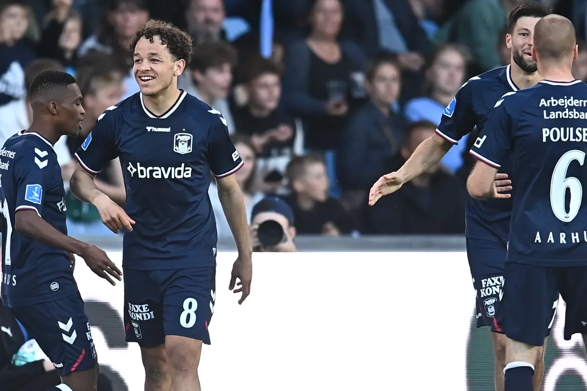 - SØNDAG SKAL DET AFGØRES