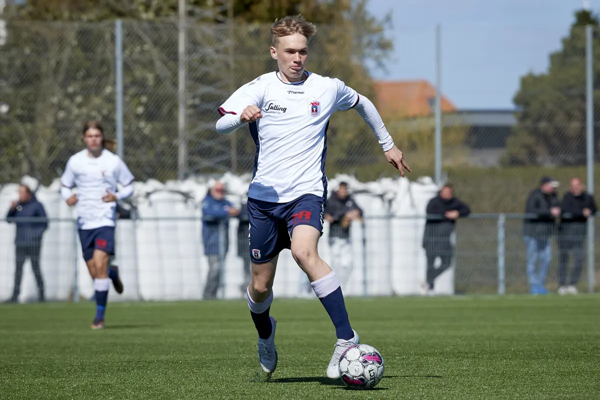 EN AF HVER TIL YOUNG GUNS I WEEKENDEN