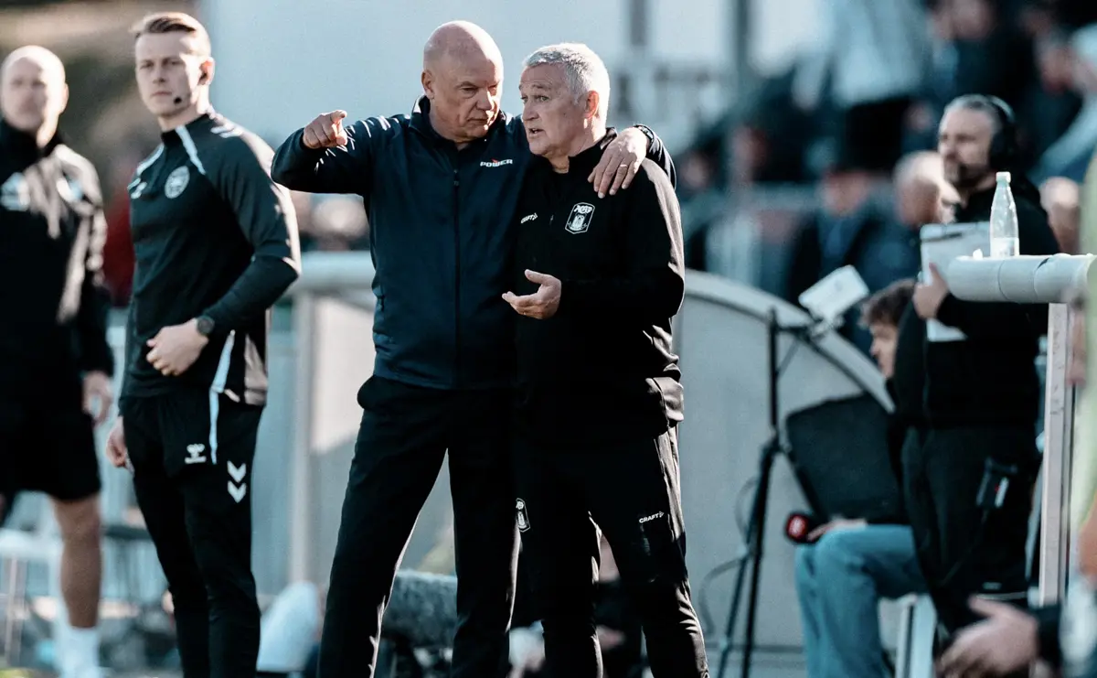 ROB KELLY STOPPER I AGF