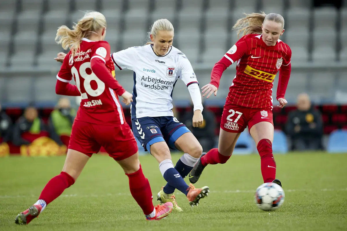 HÅRD SKÆBNE FOR AGF KVINDEFODBOLD