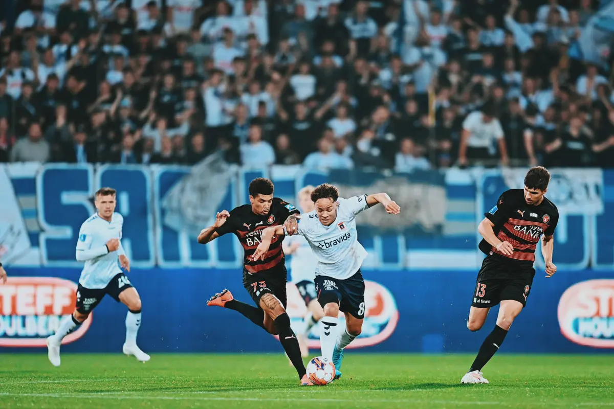 FØR FC MIDTJYLLAND – TI TAL OM HJEMMEÅBNEREN